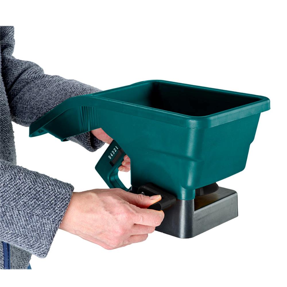 Cresco 1 Handheld Spreader 2kg Hopper - Fertiliser Spreader | Green-tech